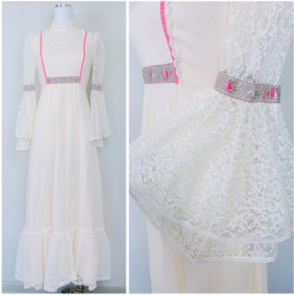 candi jones | Dresses | 97s Vintage Candi Jones Peach Cream Bell Sleeve ...